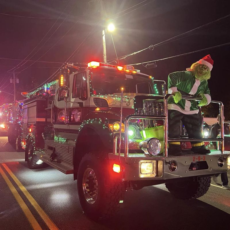 Fire departments keep Santa busy this weekend with local stops Saturday ...