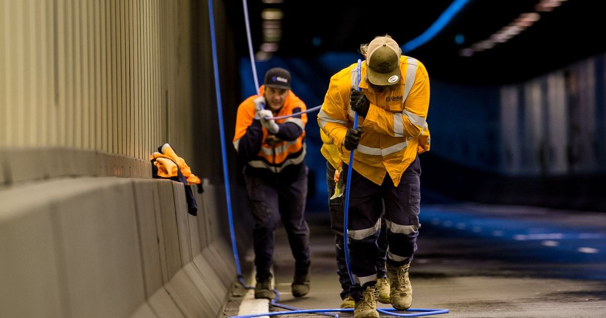 Aussie Broadband Teams Up With Telstra Wholesal...