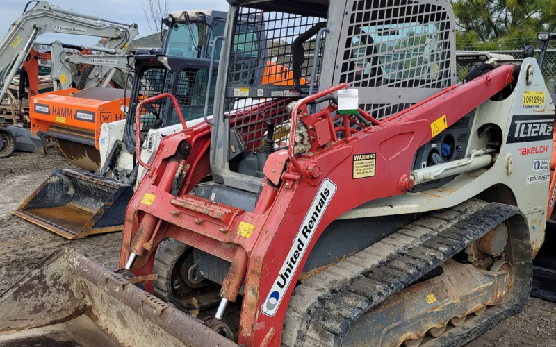 Quick Guide: Takeuchi Compact Track Loaders - Boom & Bucket