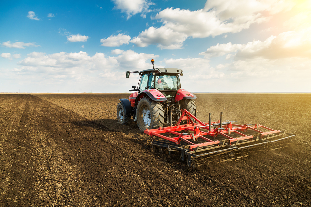 Revolutionizing Agriculture: The Role of Advanced Agricultural Equipment