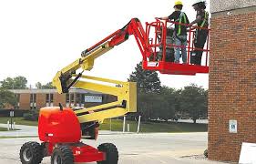 Importance of Man Lifts in the Heavy Machinery Industry