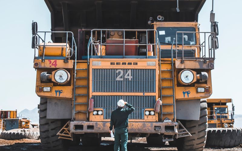 Trucks for Mining: Haul Trucks - Boom & Bucket