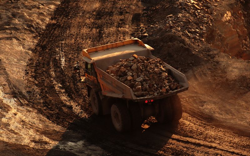 Quick Guide: Types of Dump Trucks - Boom & Bucket