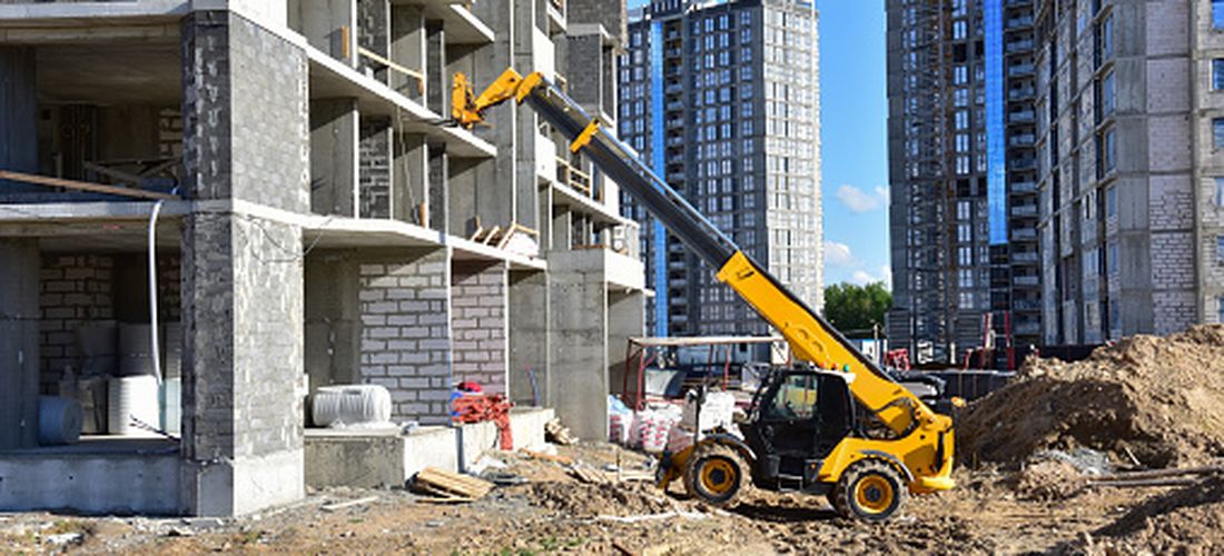 The 10 Best Telehandlers for Construction in 2023