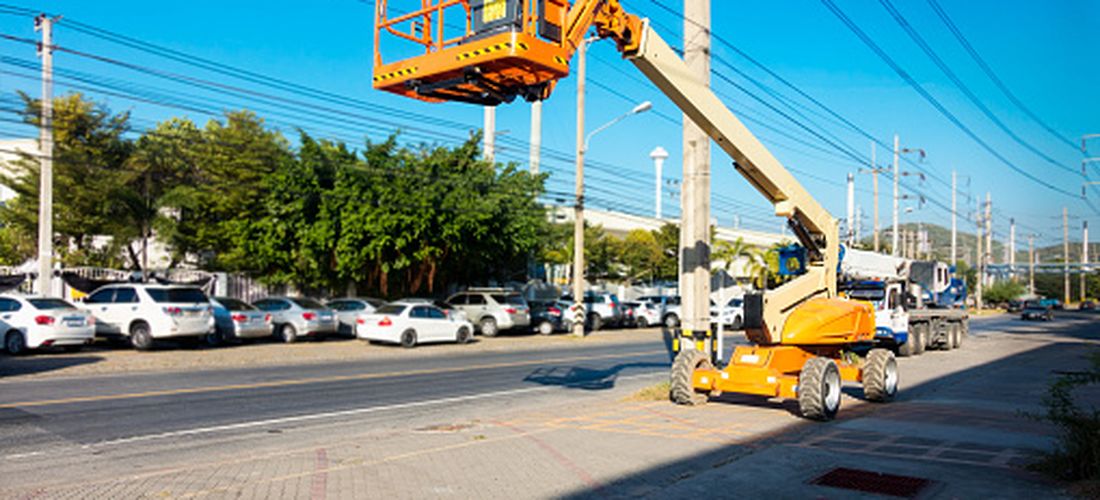 8 Different Types of Aerial Lifts and Their Functions