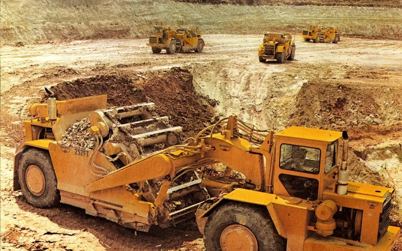 The Benefits of Scrapers for Heavy Earthmoving and Mining Applications