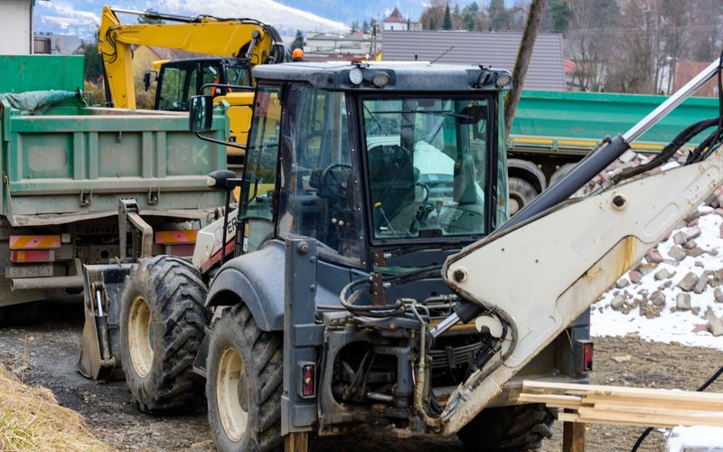 Overview: Scrapers in Construction - Boom & Bucket