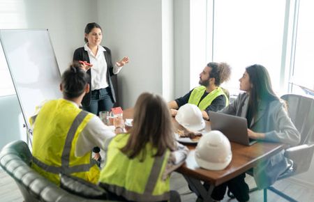 Performance Evaluations in Construction Labor Management