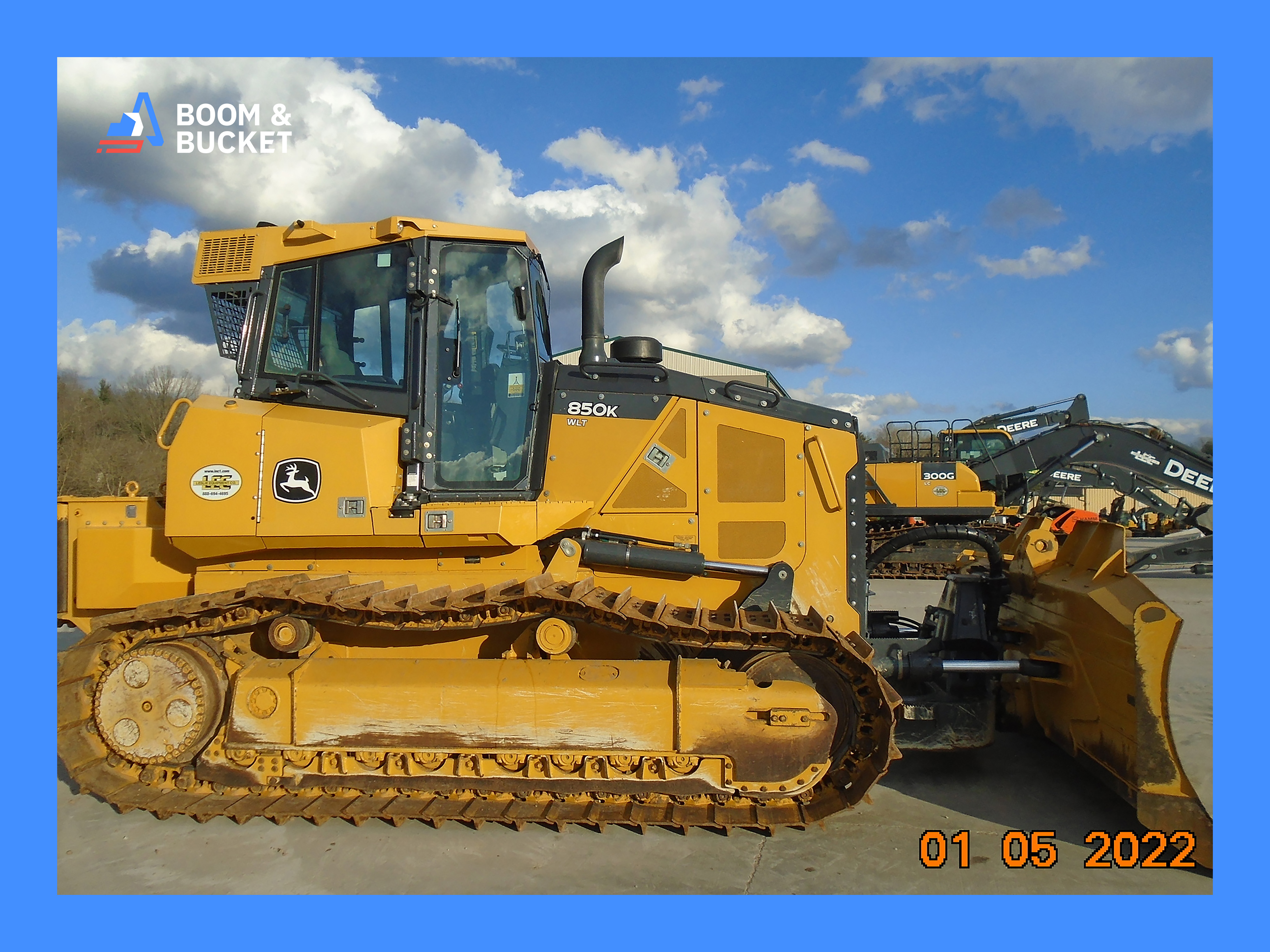 Used Deere 850k Specs & Features - Boom & Bucket