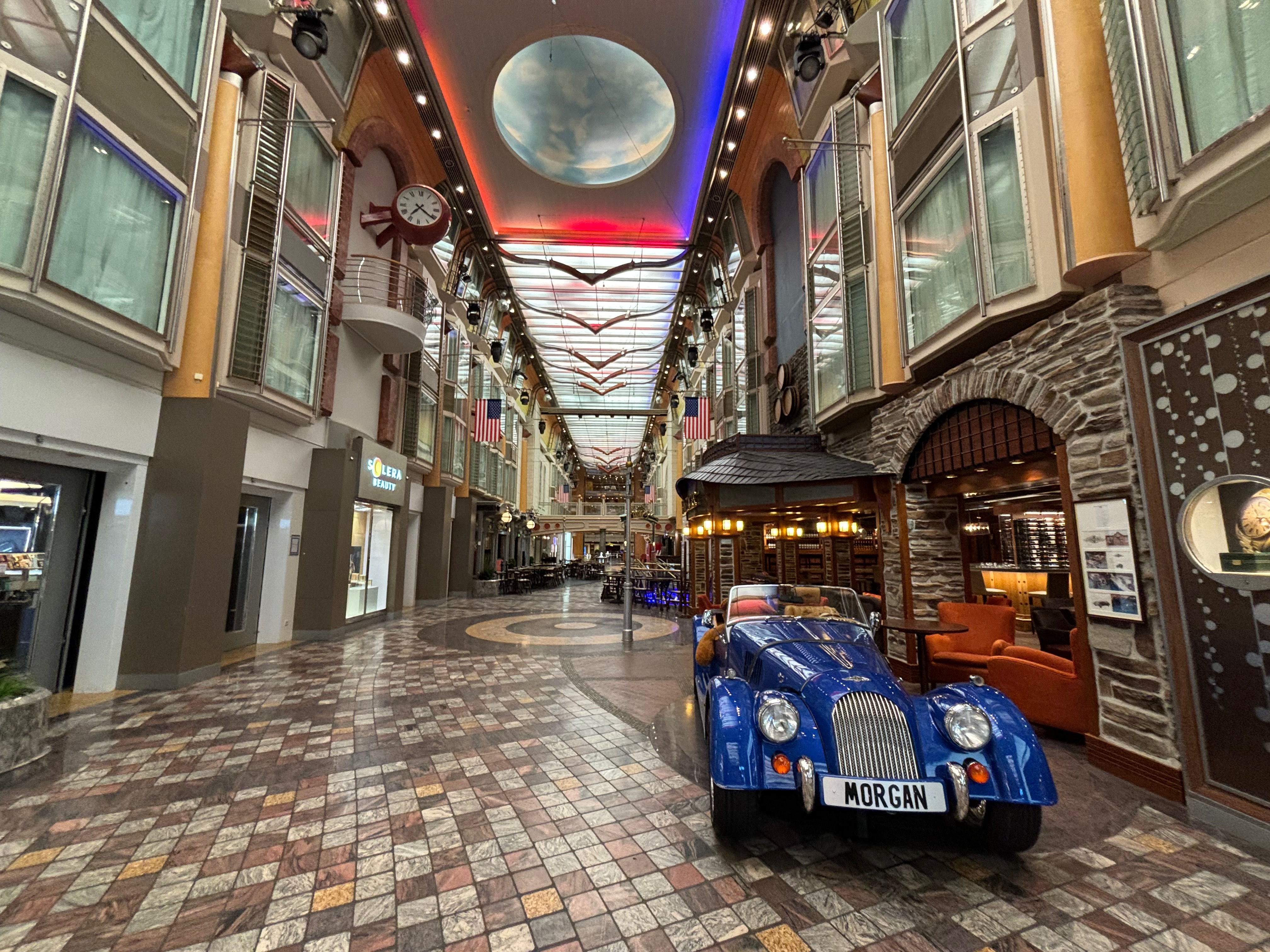 Oasis Of The Seas Royal Promenade Royal Promenade Parade Royal
