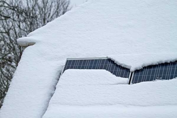 Should You Install Snow Guards for Solar Panels? | EnergySage