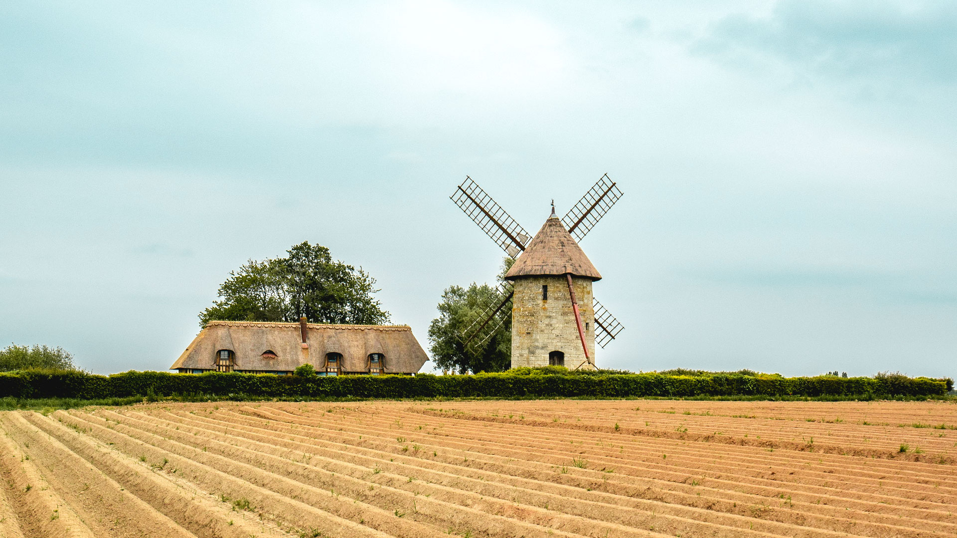 What are compound tenses in French?