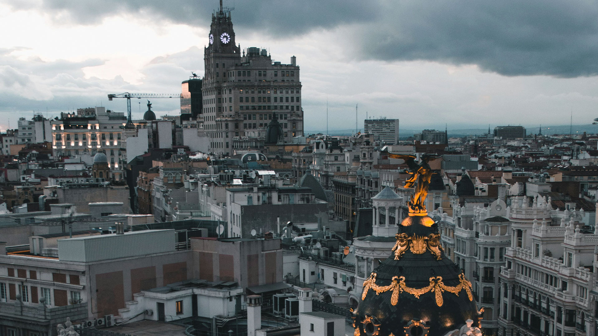 How to use the preterite tense in Spanish?