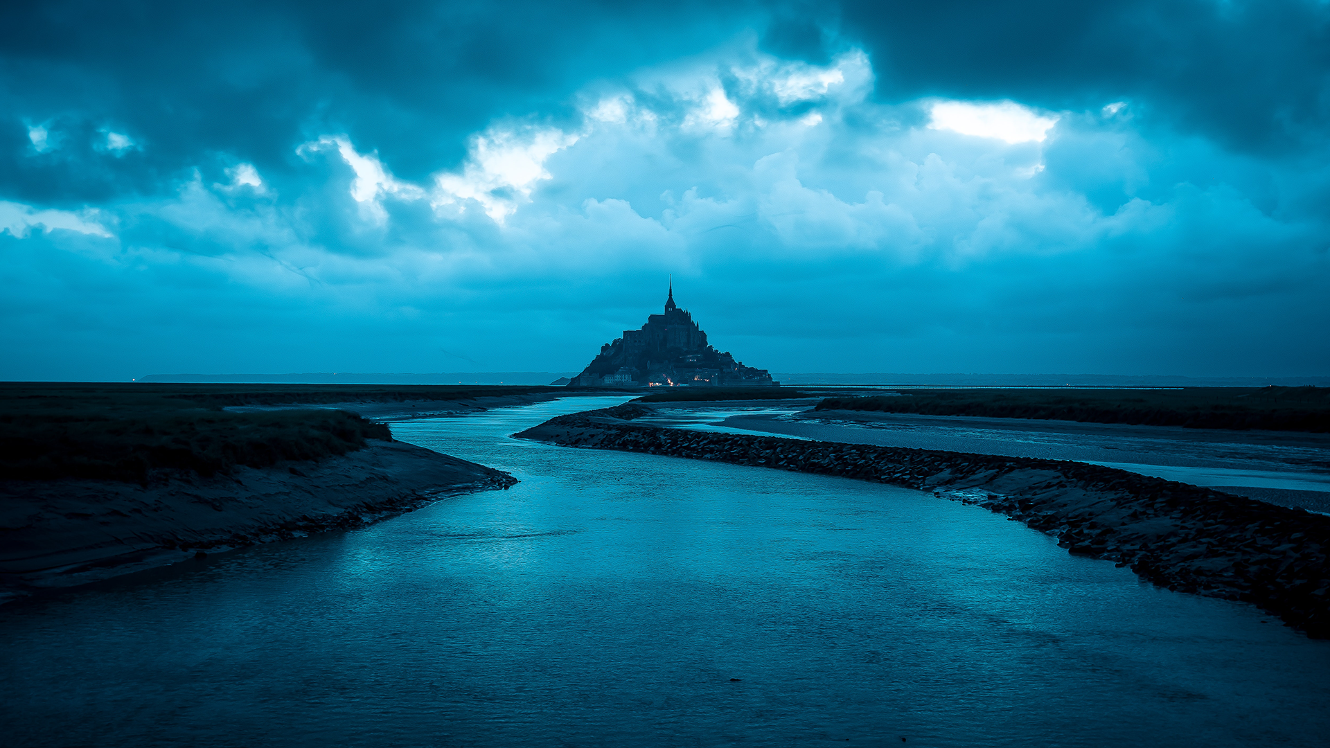 How to use adverbs in French?