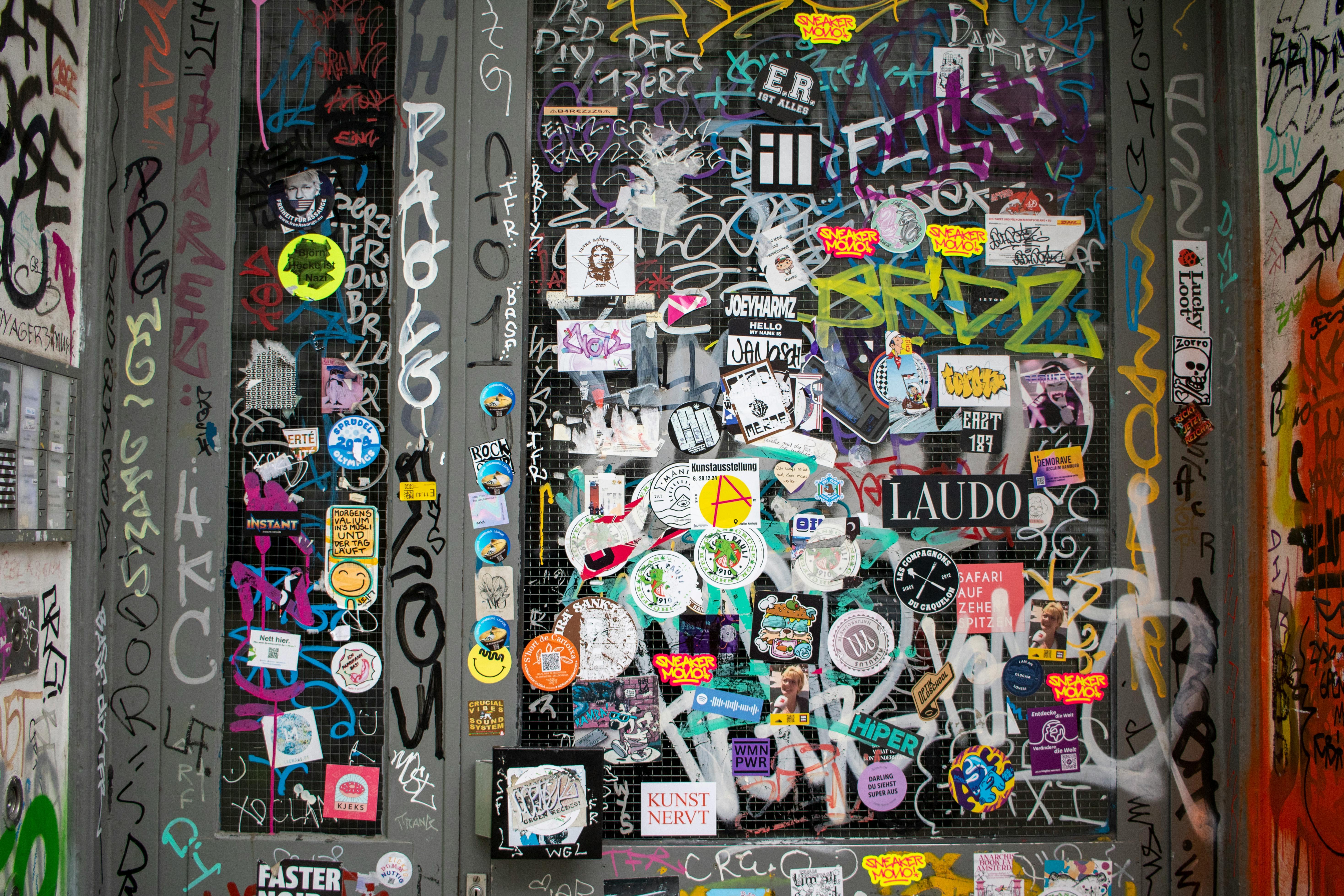 How to use the accusative case in German?