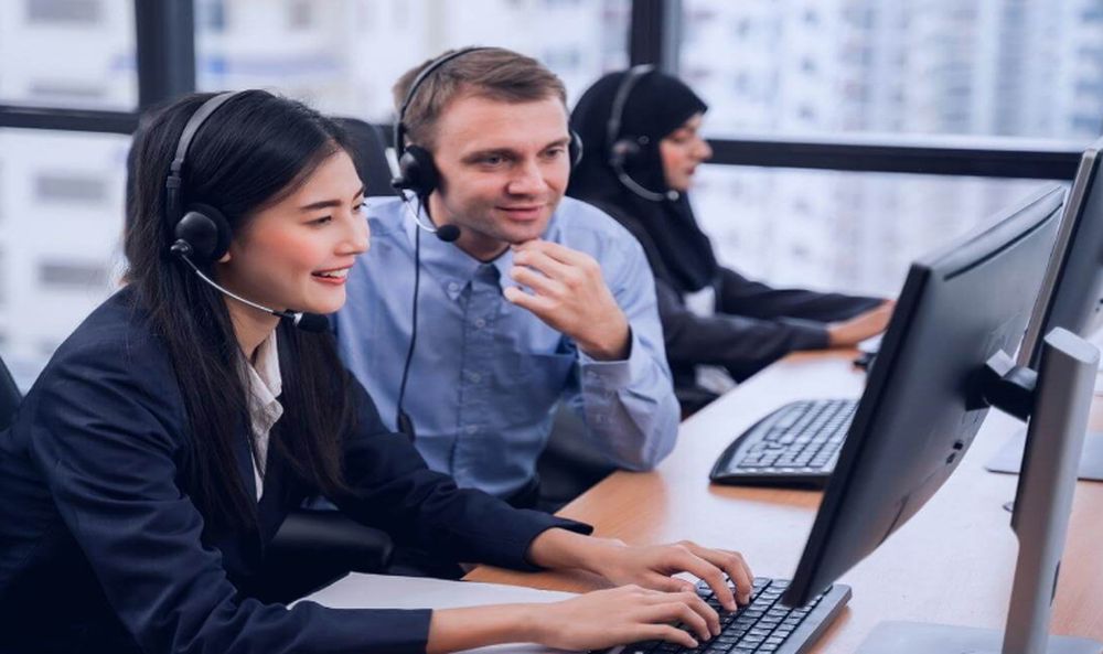 AI-Powered Customer Service: Enhance Interactions with ChatGPT Prompts ...