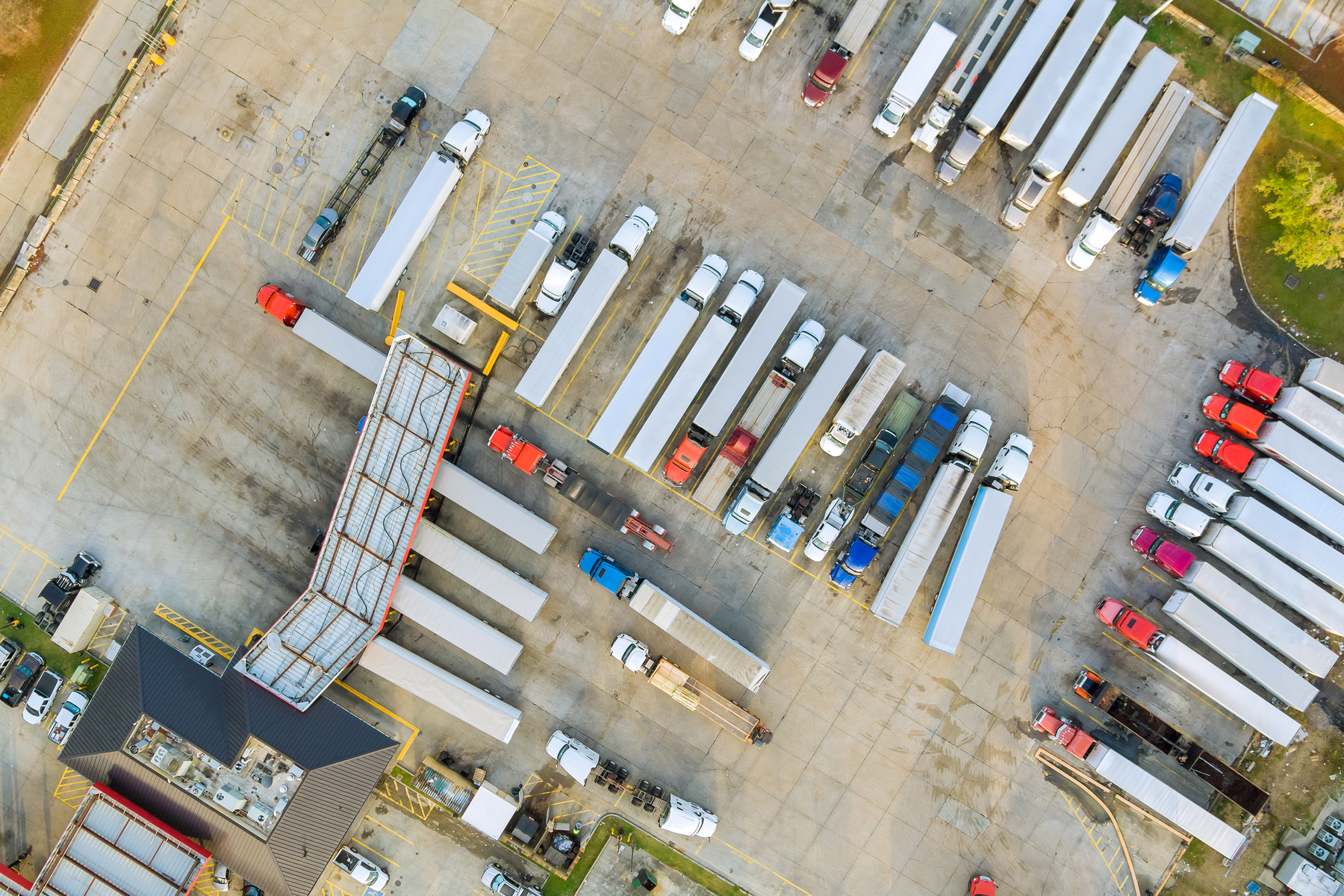 The difference between transportation and logistics