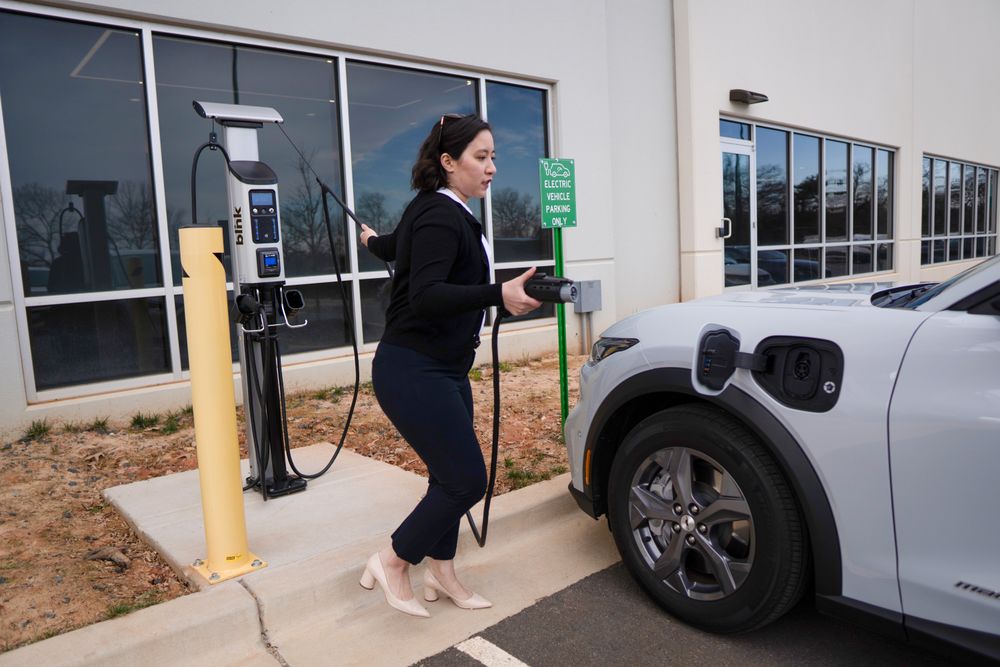 Workplace EV Charging: Boost Employee Satisfaction and Loyalty