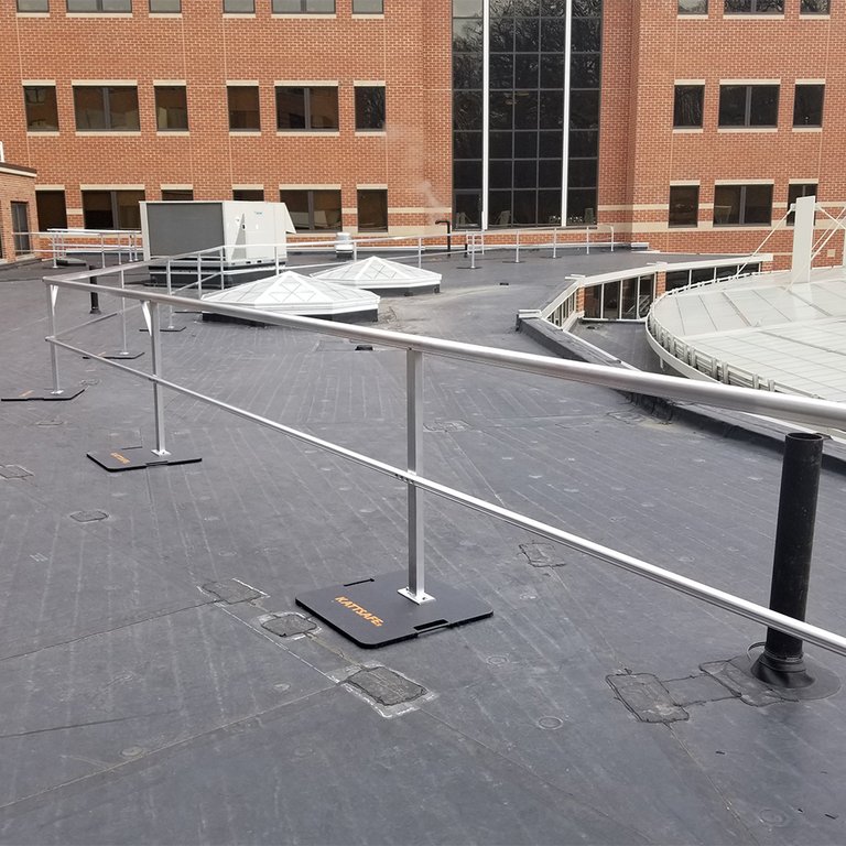 GR34 Non-Penetrating Guardrail | Kattsafe