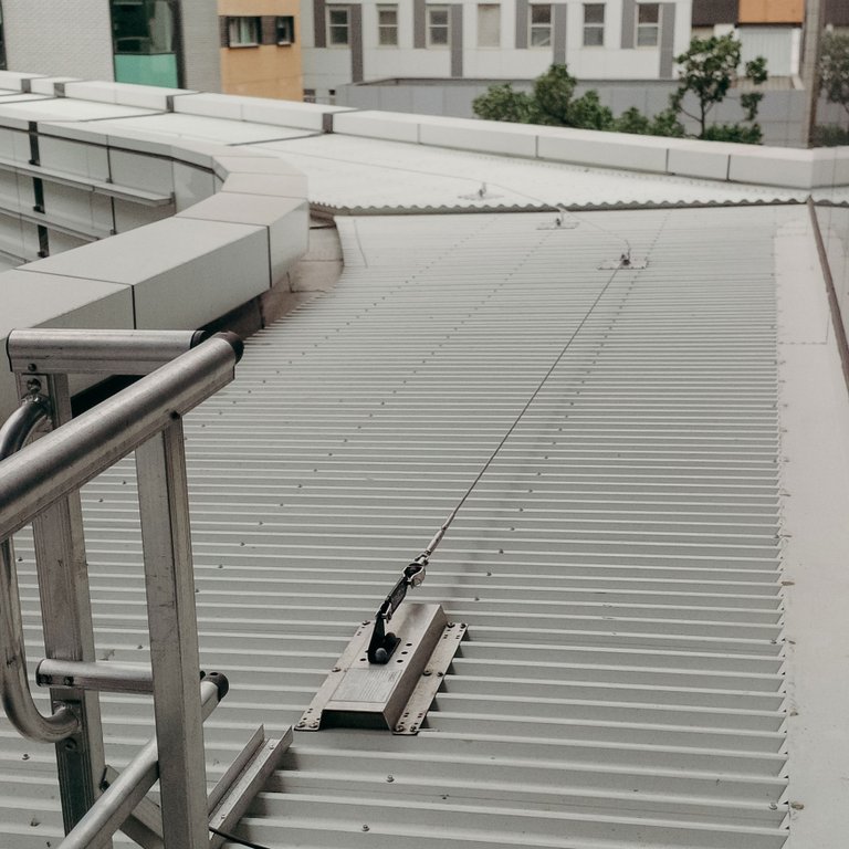 Metal deck static line system | Kattsafe