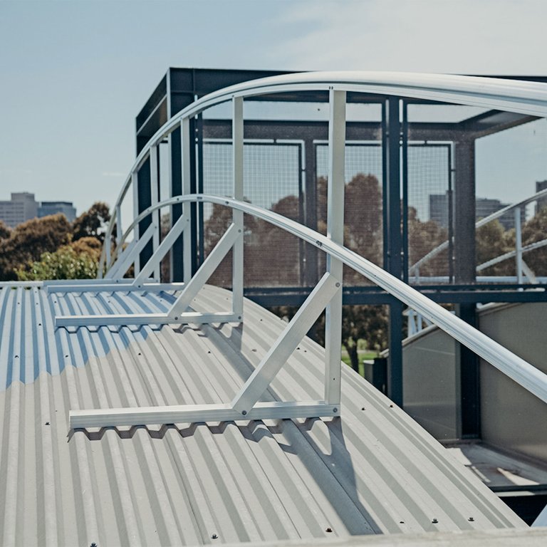 Guardrail - metal deck mount | Kattsafe