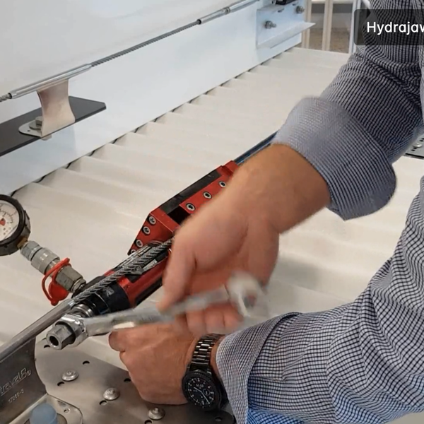 Static line swageless fitting install tip | Kattsafe