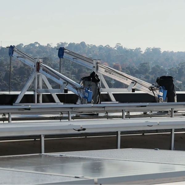 Swivel needle mount trolley | Kattsafe