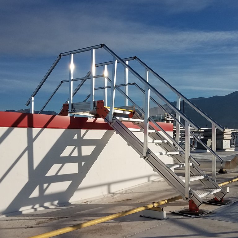 Aluminum stair bridges | Kattsafe