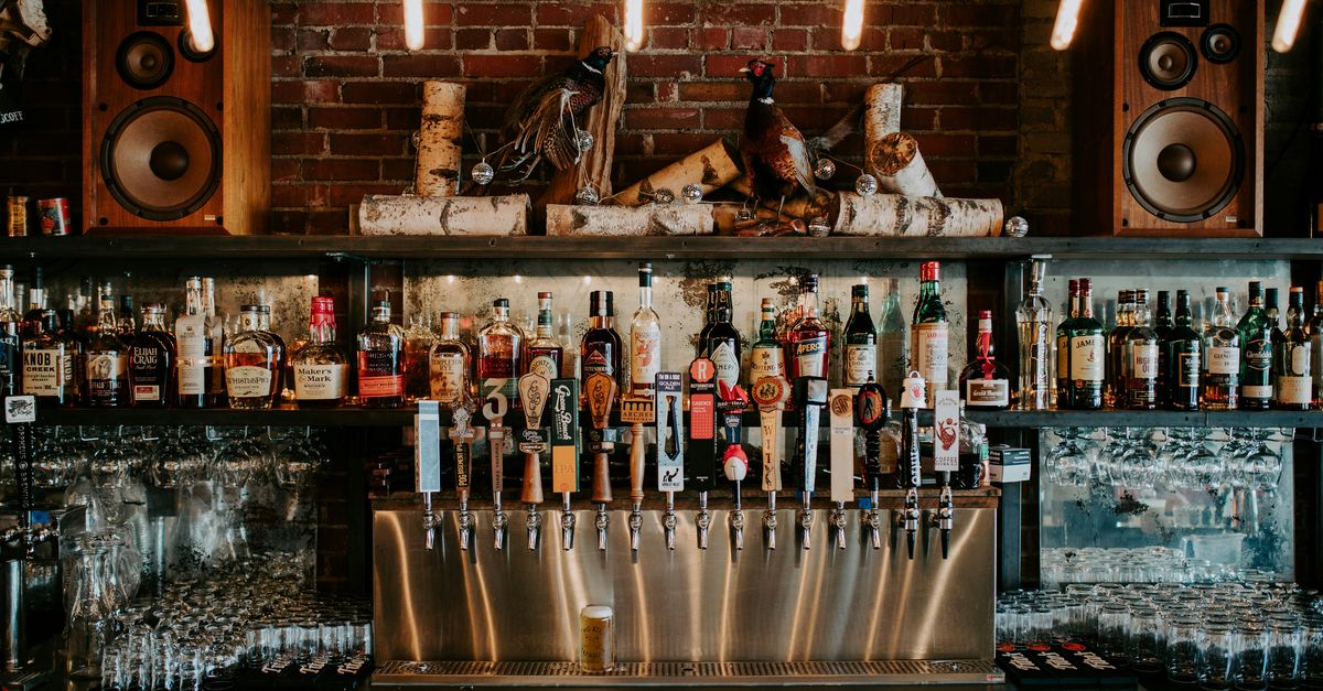 The 50 Most Essential Bars in America | Wildsam