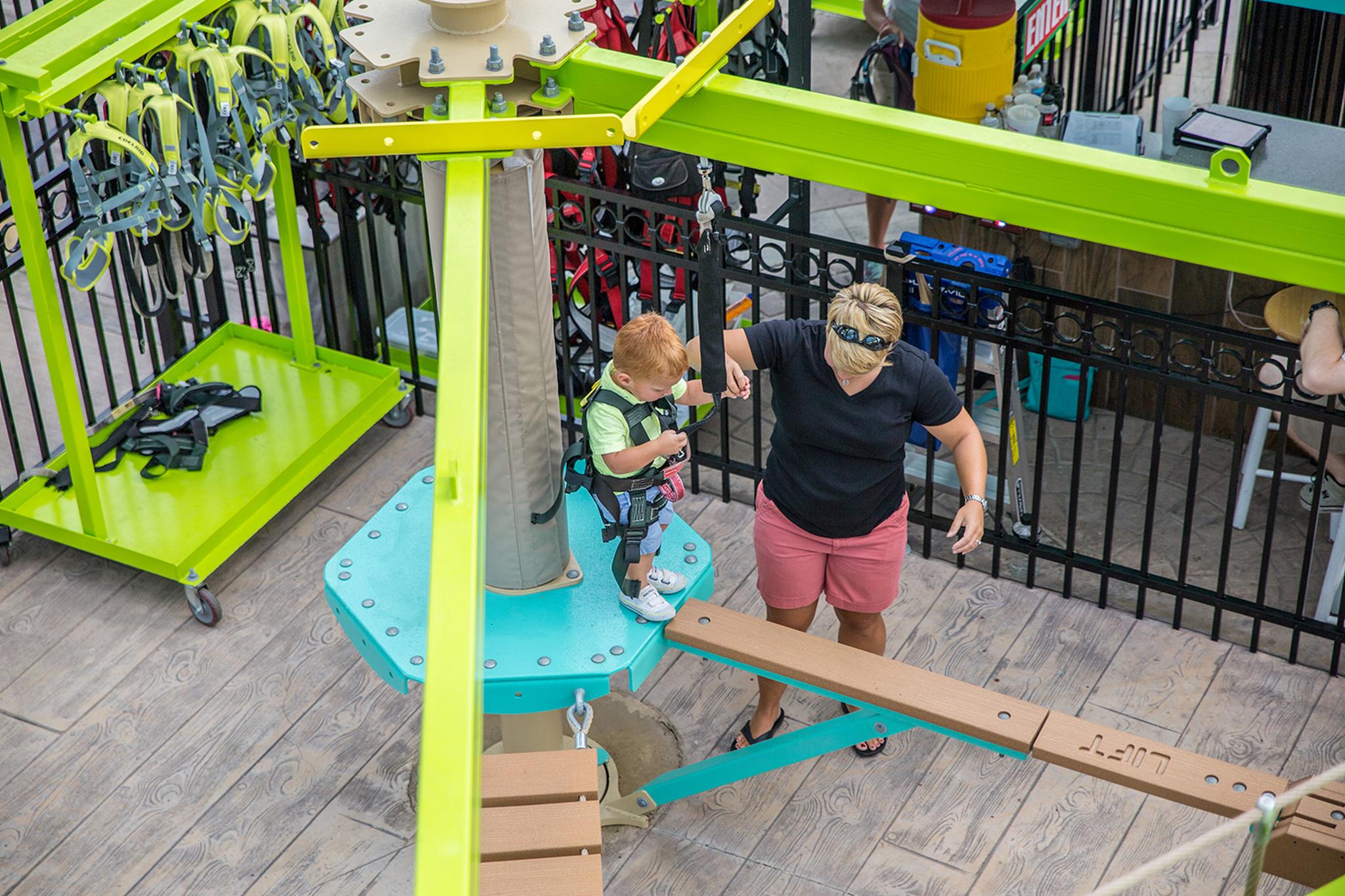 Play | The Island in Pigeon Forge