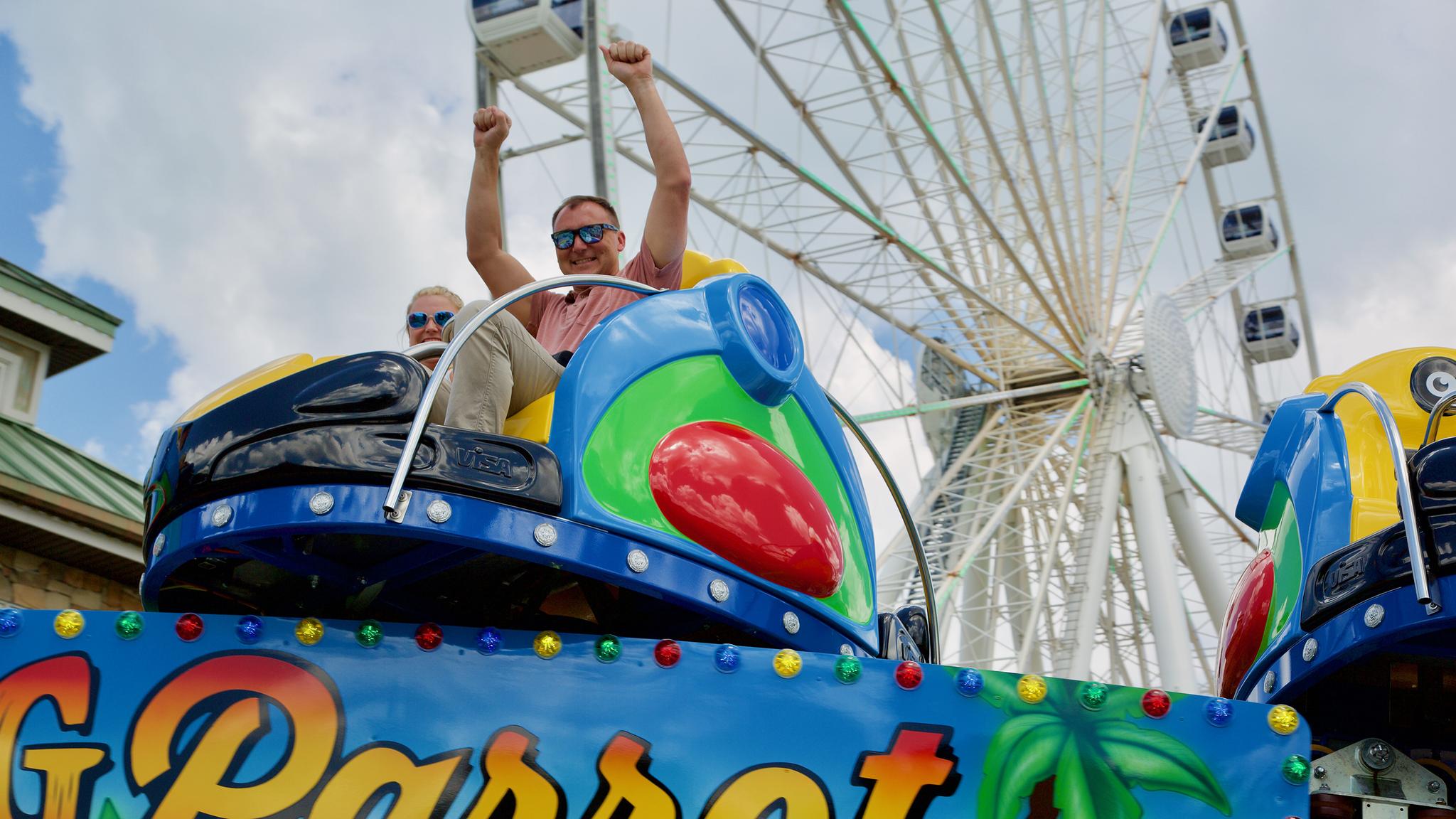 Spinning Parrots Coaster at The Island in Pigeon Forge | The Island in ...