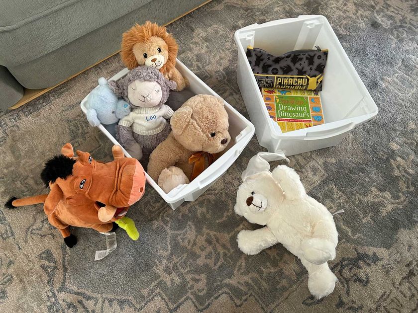 Stackable crates – two new colours have dropped!