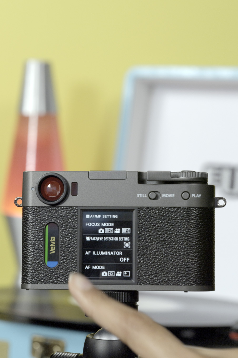 FUJIFILM Shop USA | How to Adjust Focus on FUJIFILM X half™