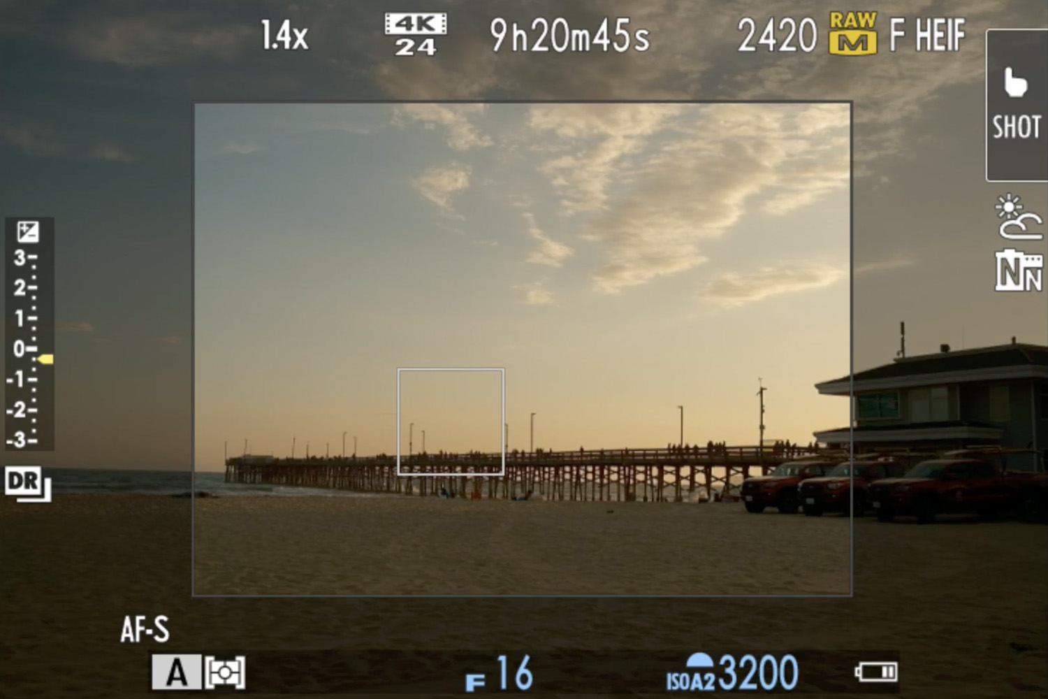 FUJIFILM USA | Using FUJIFILM X-E5’s Viewfinder Modes
