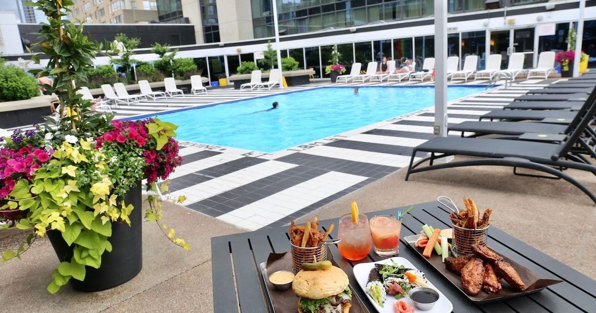 Lakeview Pool Lounge — Waterfront BIA