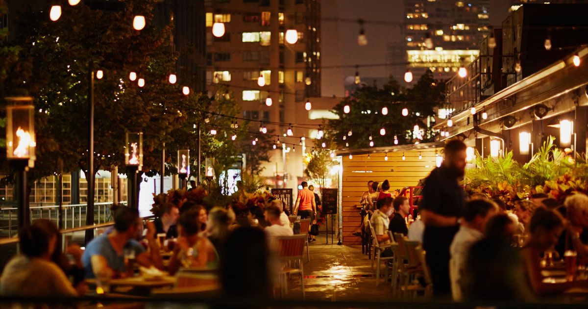 Dining Options on Toronto's Waterfront