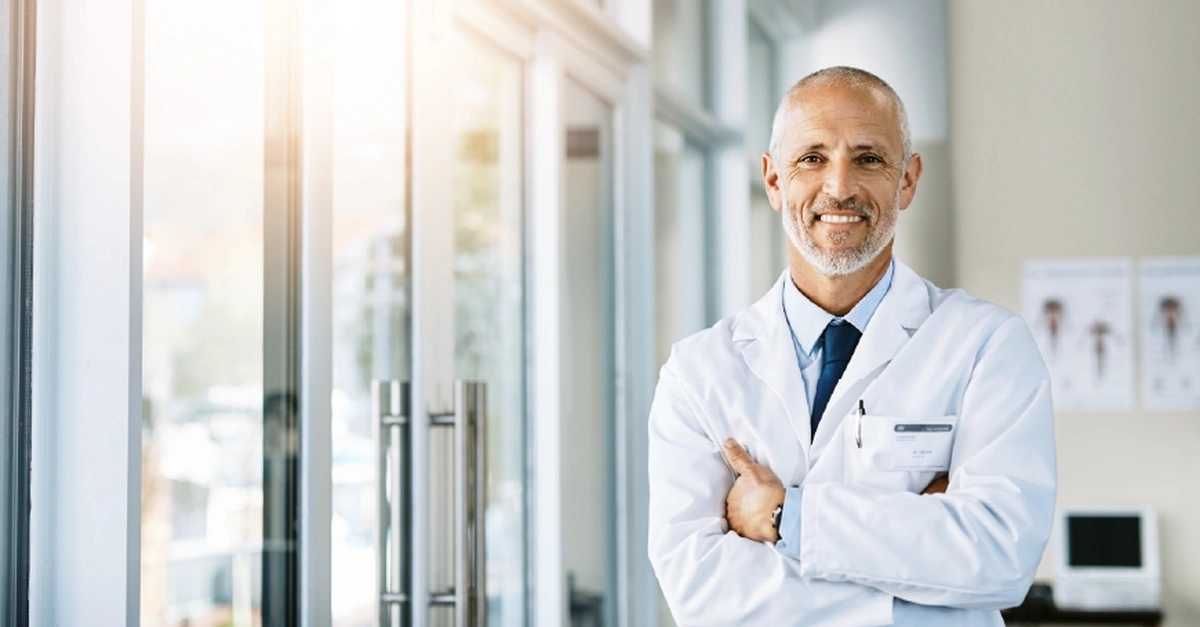 4 reasons to use a staffing agency to find a medical job